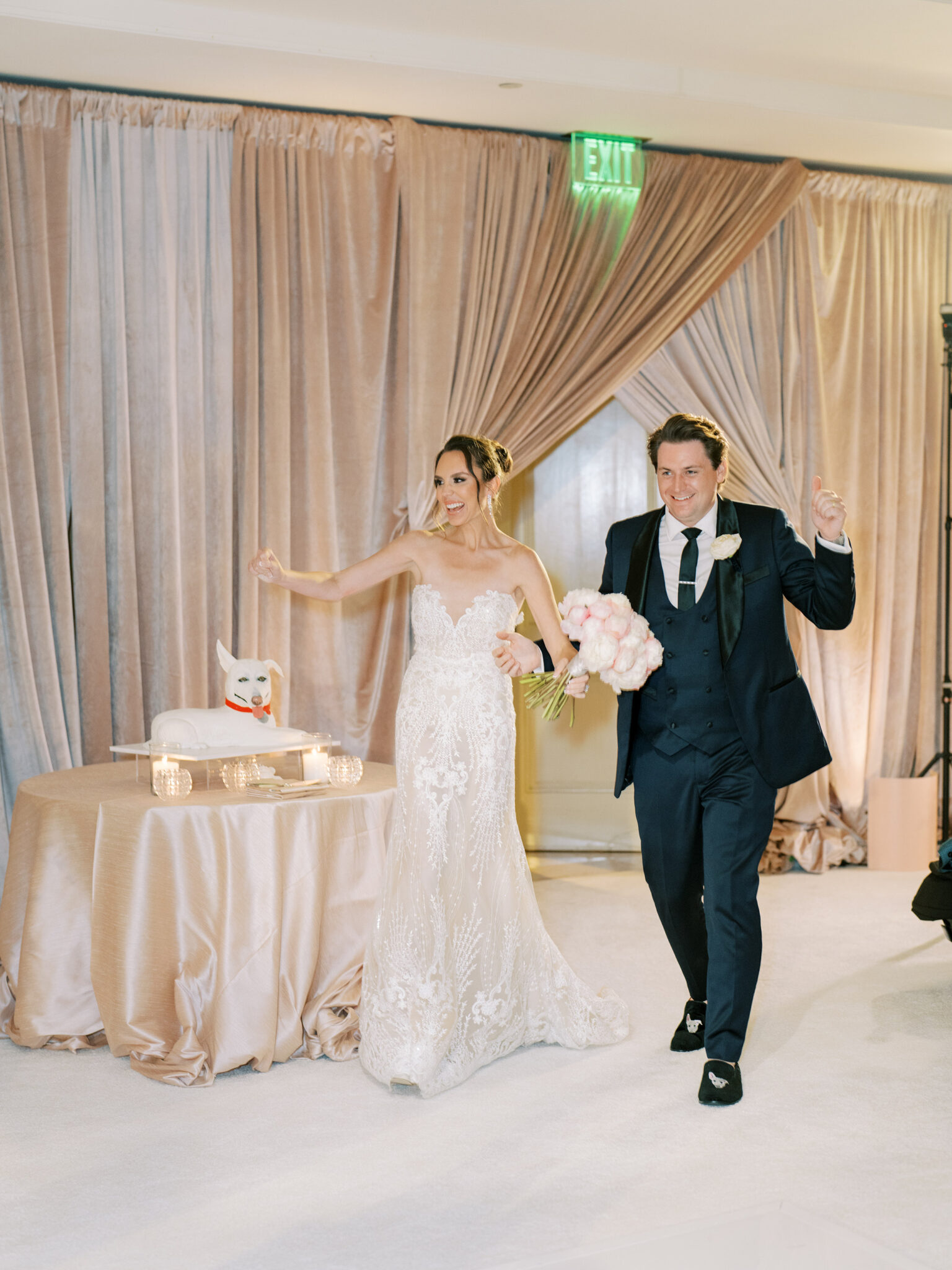 Laguna Beach Destination Wedding - delaplanning.com